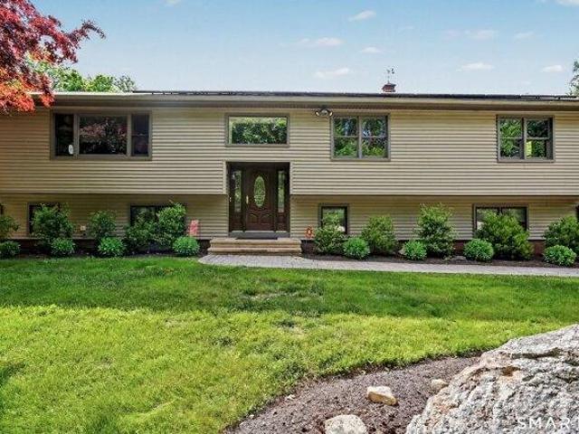3 bedroom, Orange CT 06477 104605139