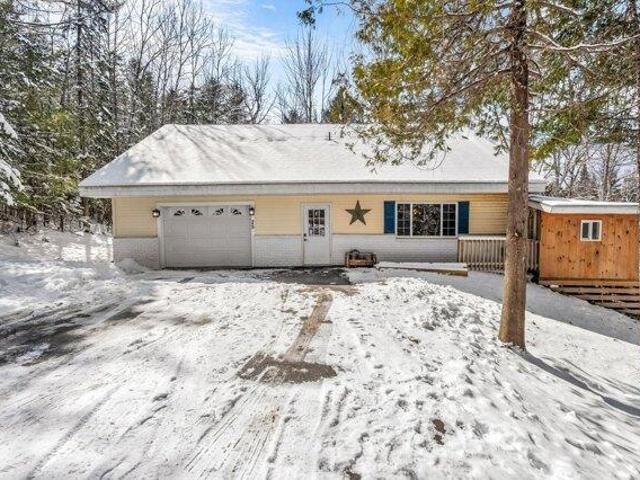 3 bedroom, Orrington ME 04474 101897440