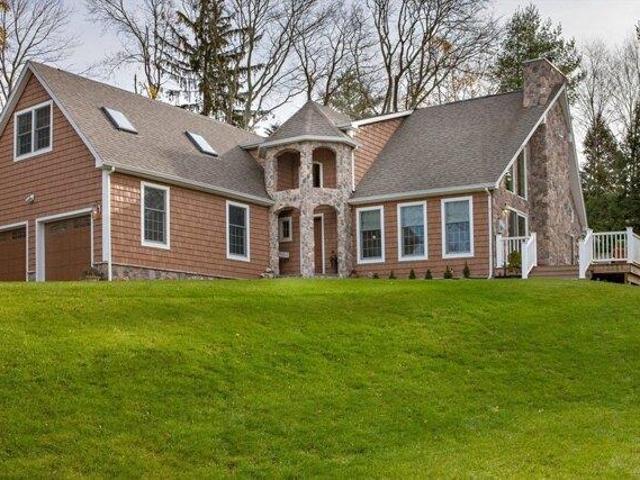 3 bedroom, Otis MA 01253 LS102670539