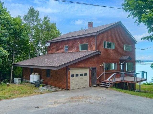 3 bedroom, Owls Head ME 04854 104543124