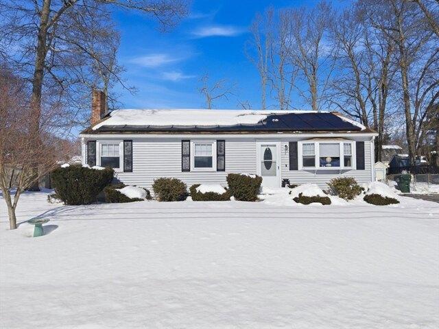 3 bedroom, Oxford MA 01540 LS102800362