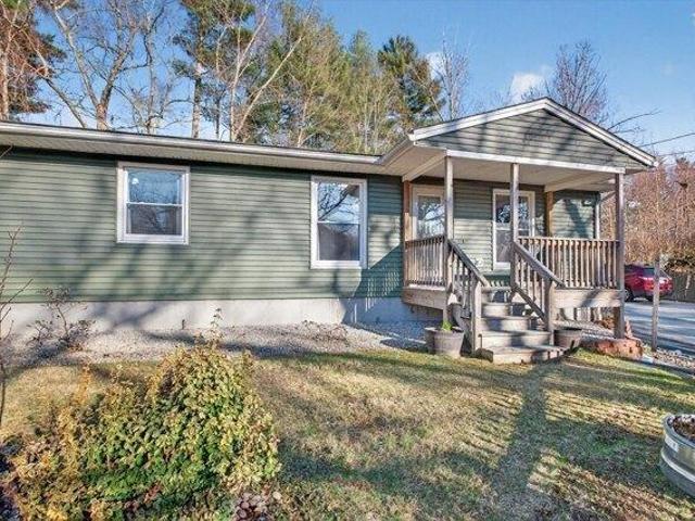 3 bedroom, Oxford MA 01540 102725248