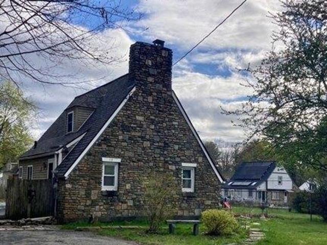 3 bedroom, Oxford MA 01540 103074210