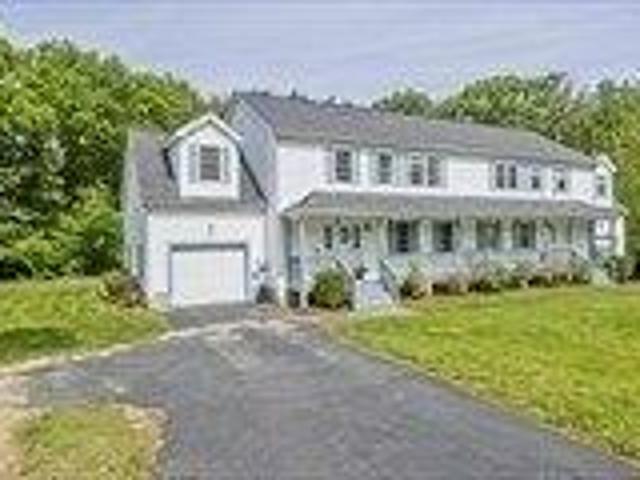 3 bedroom, Oxford MA 01540 104481268