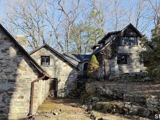 3 bedroom, Oxford CT 06478 103072257