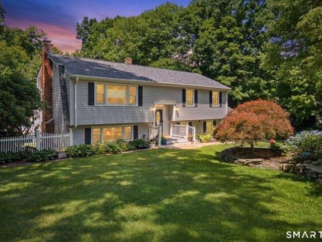 3 bedroom, Oxford CT 06478 104332066