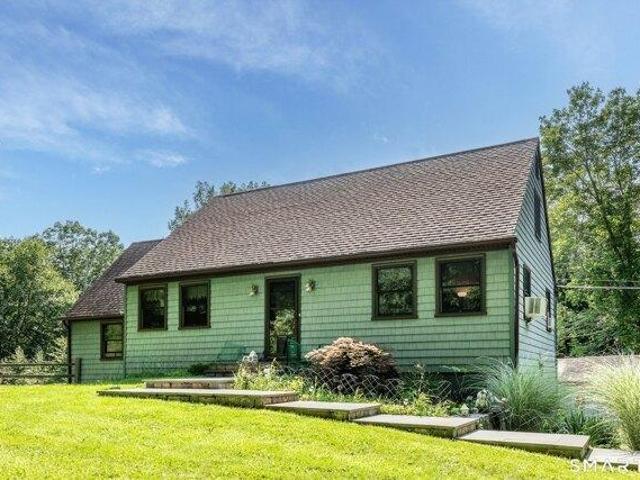 3 bedroom, Oxford CT 06478 104760803