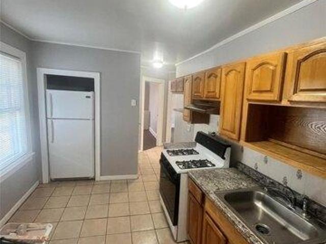 3 bedroom, Ozone Park NY 11417 90301437
