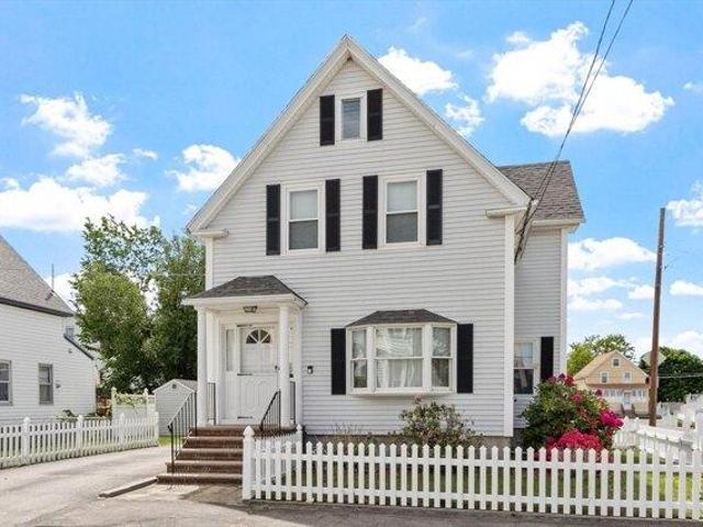 3 bedroom, Lowell MA 01854 LS102960147