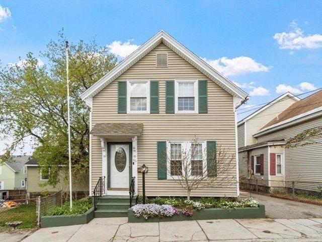 3 bedroom, Lowell MA 01854 102585893