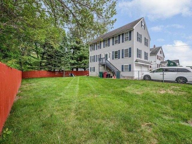3 bedroom, Lowell MA 01854 104542872