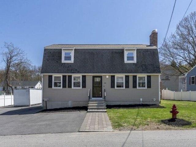 3 bedroom, Lowell MA 01850 102118200