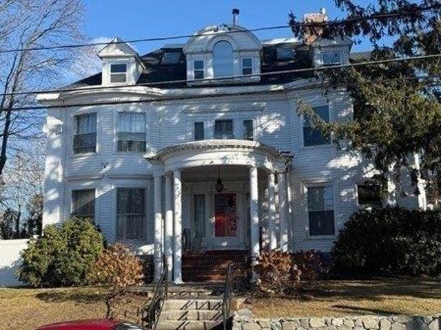 3 bedroom, Lowell MA 01850 104515343