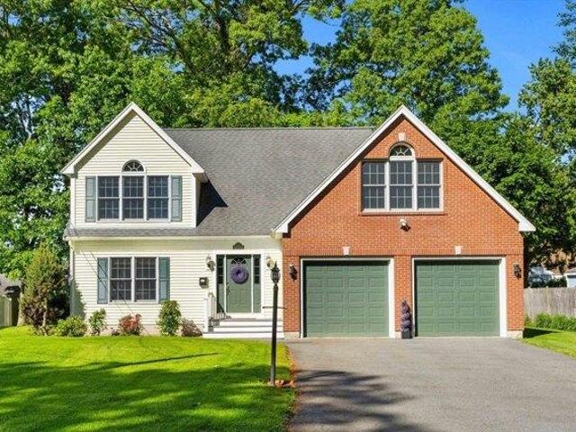 3 bedroom, Lowell MA 01851 103099928