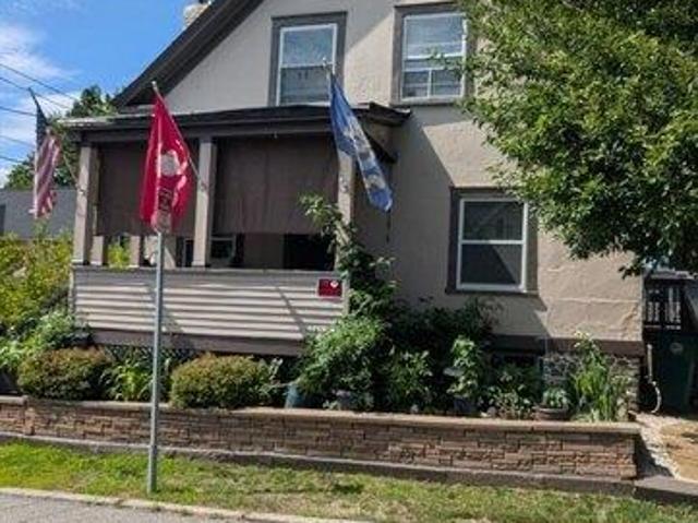 3 bedroom, Lowell MA 01851 104148722