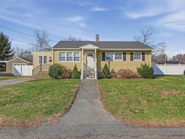 3 bedroom, Lowell MA 01852 102633091