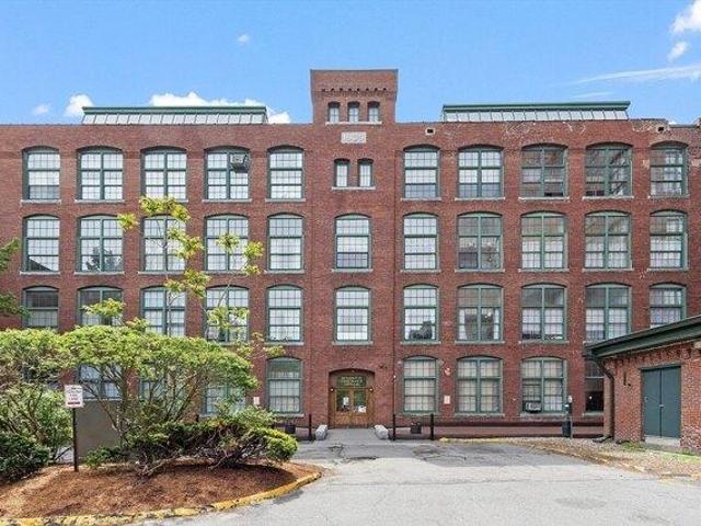 3 bedroom, Lowell MA 01852 103548576