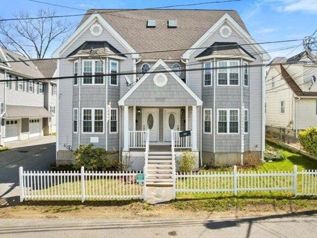 3 bedroom, Lowell MA 01852 104652175