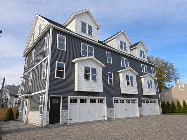 3 bedroom, Lowell MA 01852 104761179