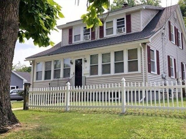 3 bedroom, Lowell MA 01852 105059974