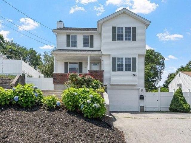 3 bedroom, Lowell MA 01852 105060796