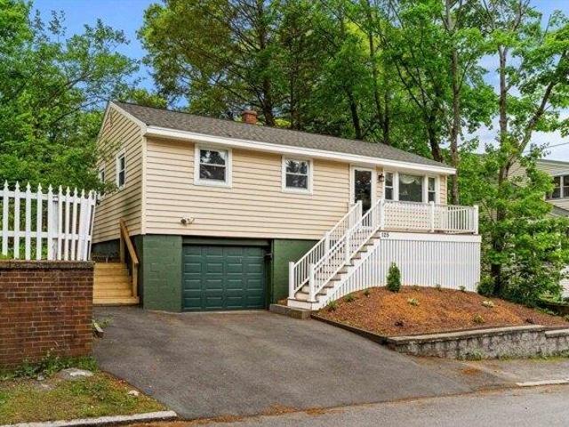 3 bedroom, Lowell MA 01852 105125161