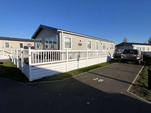 3 Bedroom Lodge Character Property