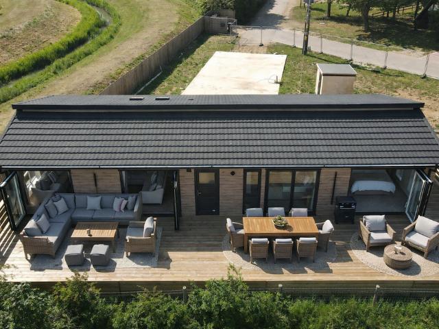 3 bedroom lodge for sale