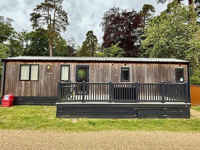 3 bedroom lodge for sale