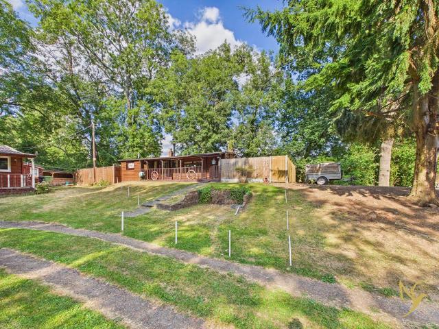 3 bedroom lodge for sale