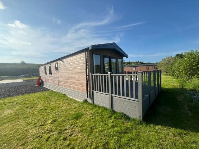 3 bedroom lodge for sale