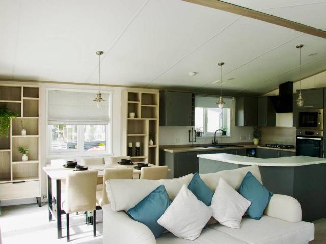 3 bedroom lodge for sale