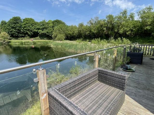 3 bedroom lodge for sale