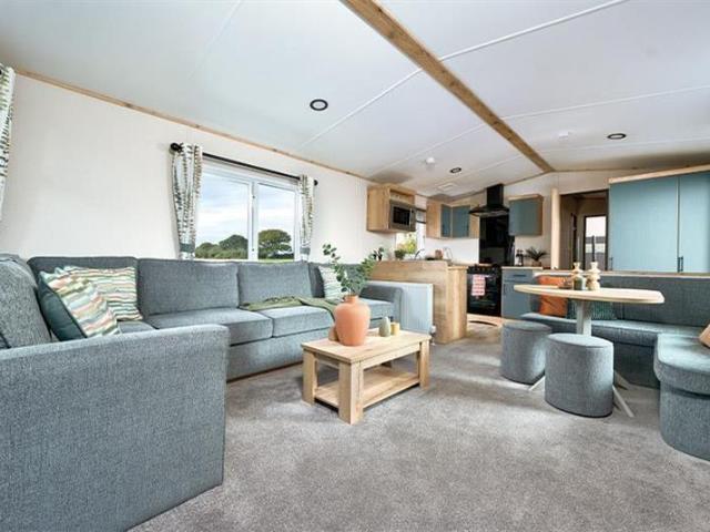 3 bedroom lodge for sale