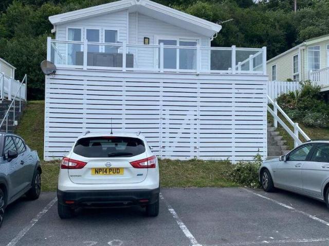 3 bedroom lodge for sale