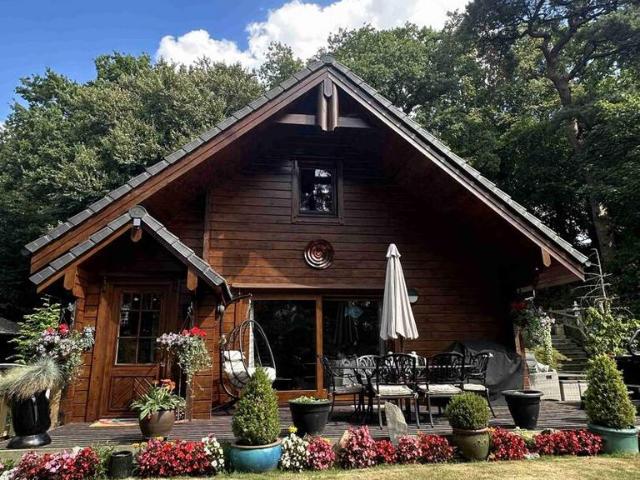 3 bedroom lodge for sale