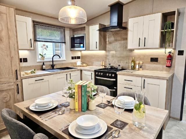3 bedroom lodge for sale