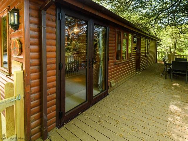 3 bedroom lodge for sale