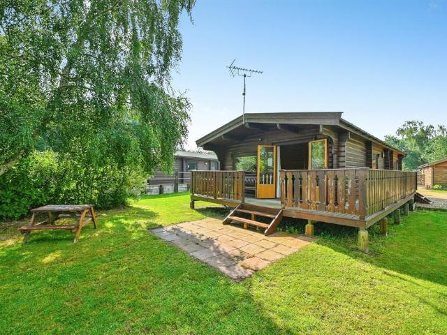 3 bedroom lodge for sale