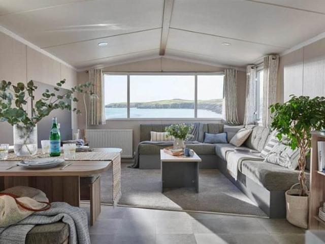3 bedroom lodge for sale