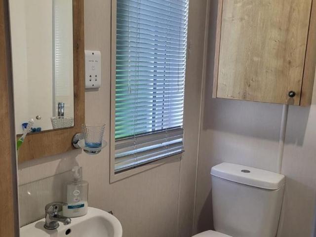 3 bedroom lodge for sale