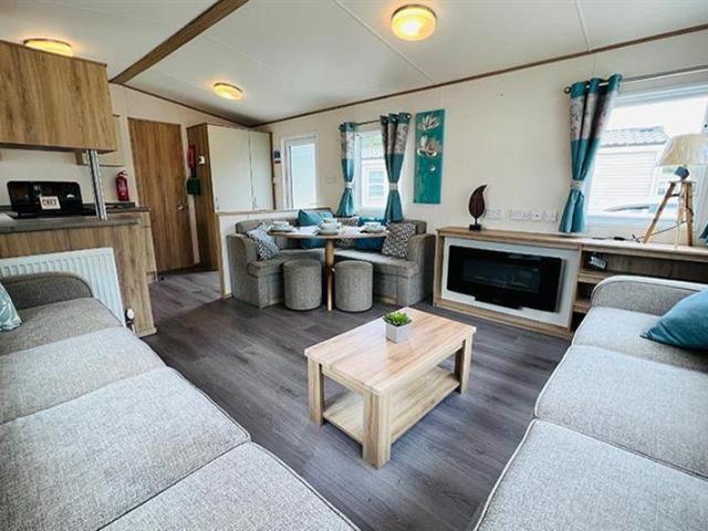 3 bedroom lodge for sale
