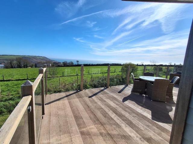 3 bedroom lodge for sale