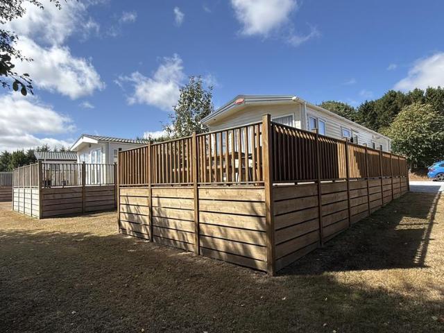 3 bedroom lodge for sale