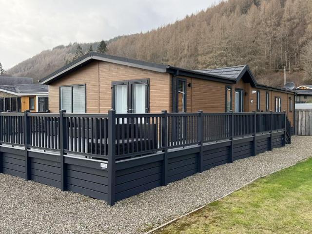 3 bedroom lodge for sale