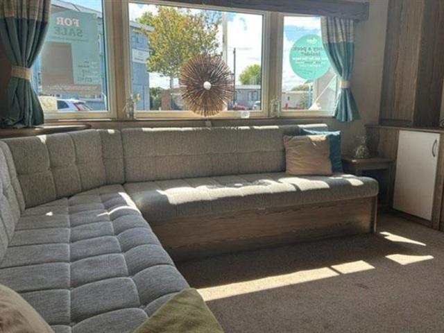 3 bedroom lodge for sale