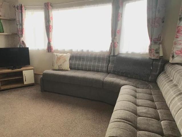 3 bedroom lodge for sale