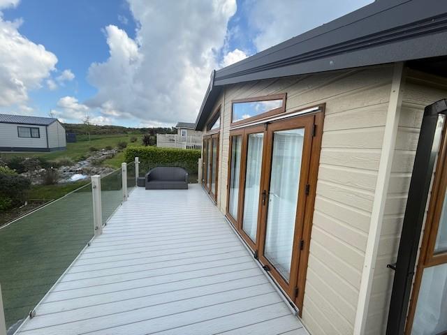 3 bedroom lodge for sale
