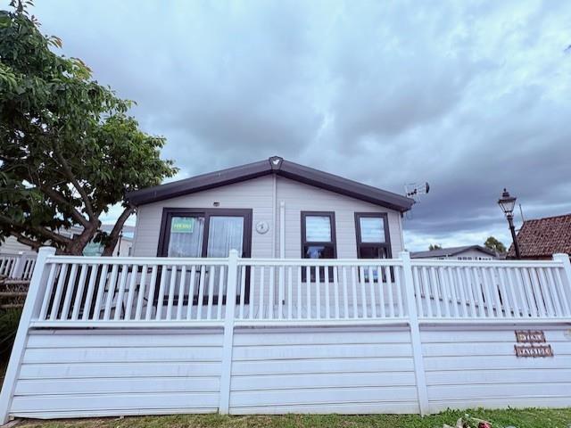 3 bedroom lodge for sale