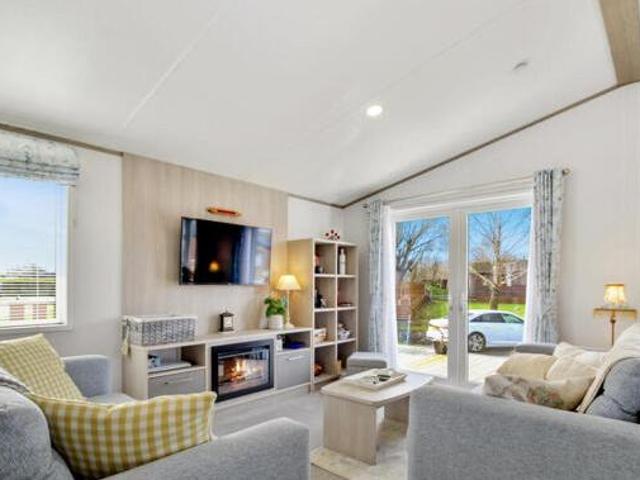 3 Bedroom Lodge For Sale In Borwick